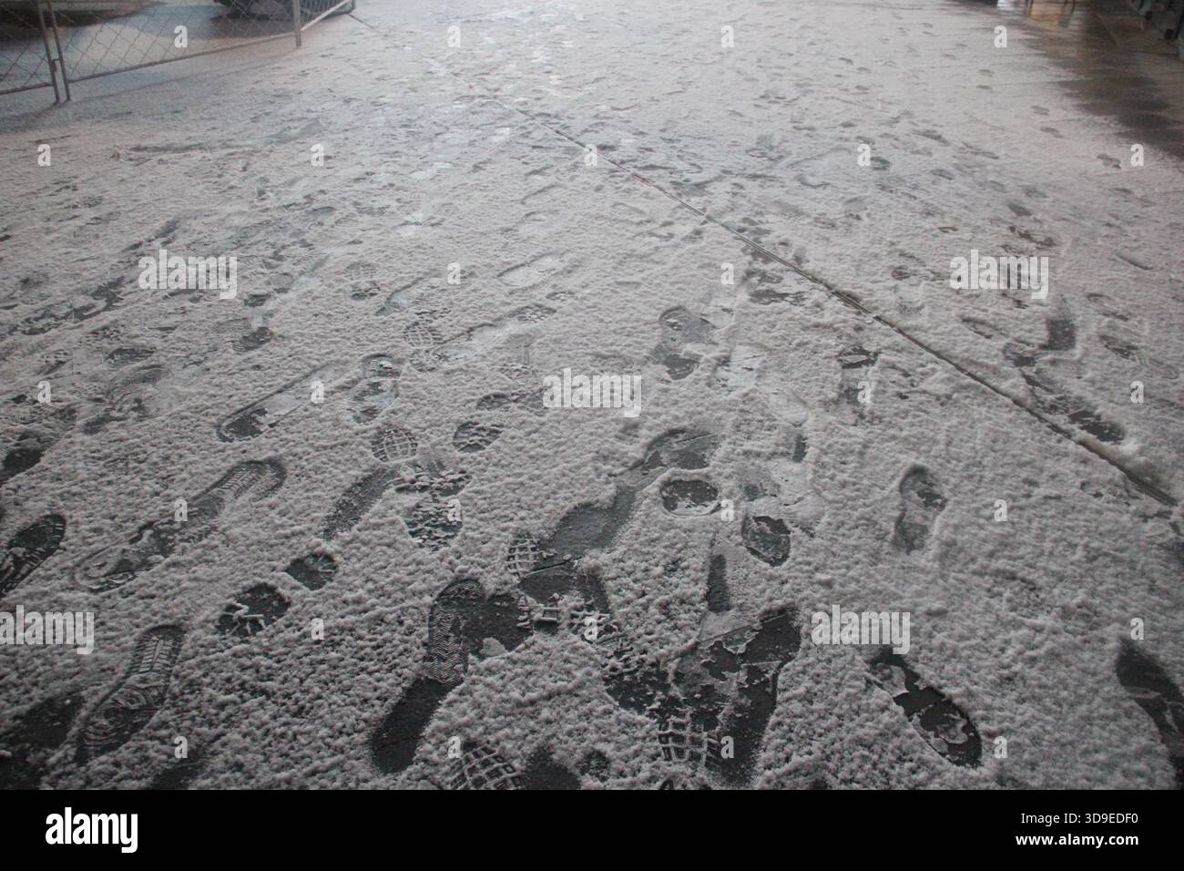 Snow scenery in Weihai City, east China's Shandong Province, 3 December ...