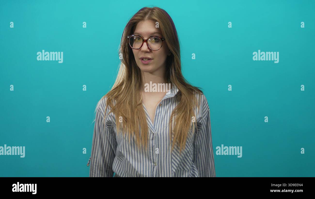 Woman palms facing forward hi-res stock photography and images - Alamy