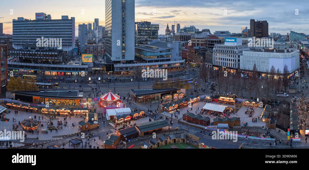 Festive panoramic aerial view of Manchester’s Piccadilly Gardens ...