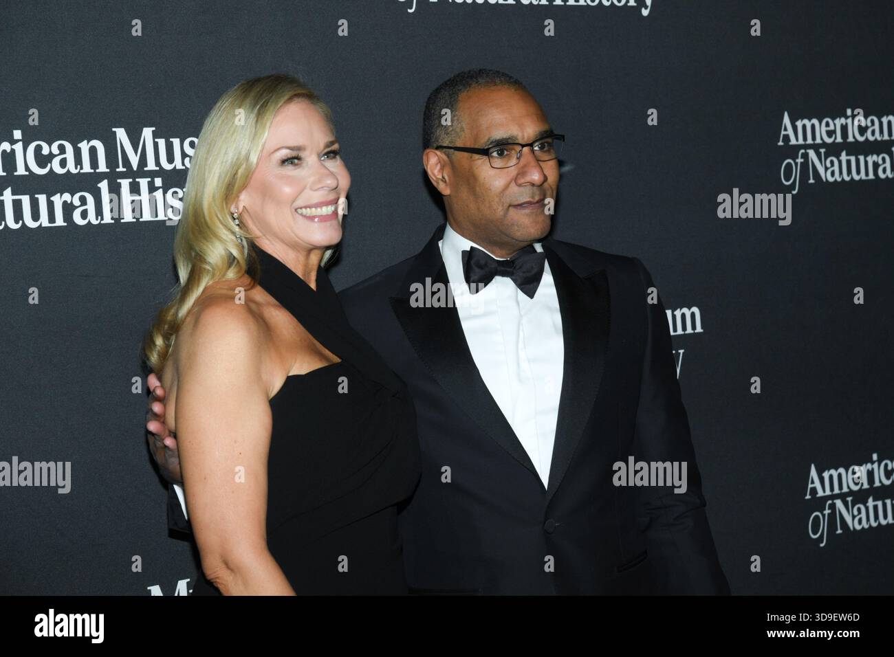 Leanne Morgan and Sean M. Decatur attend the American Museum of Natural ...