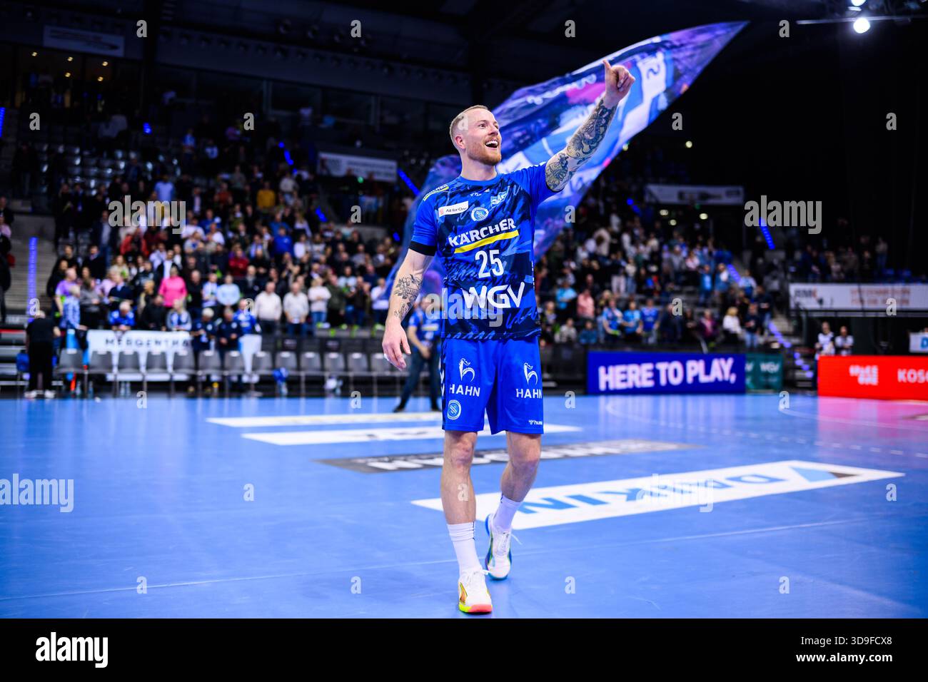 Stuttgart, Germany. 04th Dec, 2025. Handball: 1st Bundesliga, men, 2025 ...