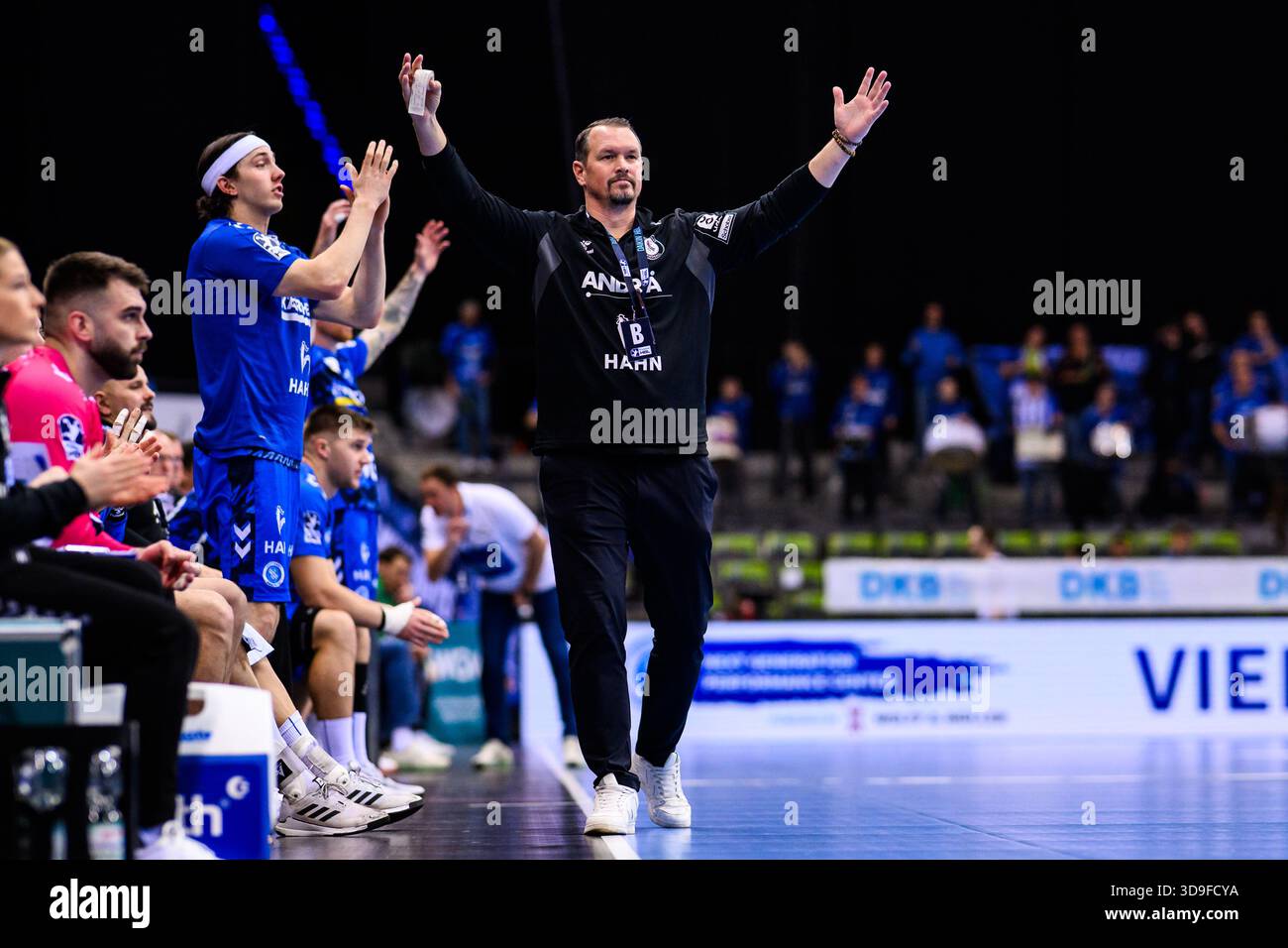04 December 2025, Baden-Württemberg, Stuttgart: Handball: 1st ...