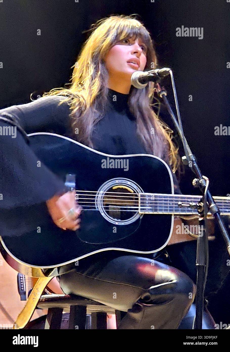 EllaL angley on stage for New Country 101-FIVE Close Up Concert, The ...