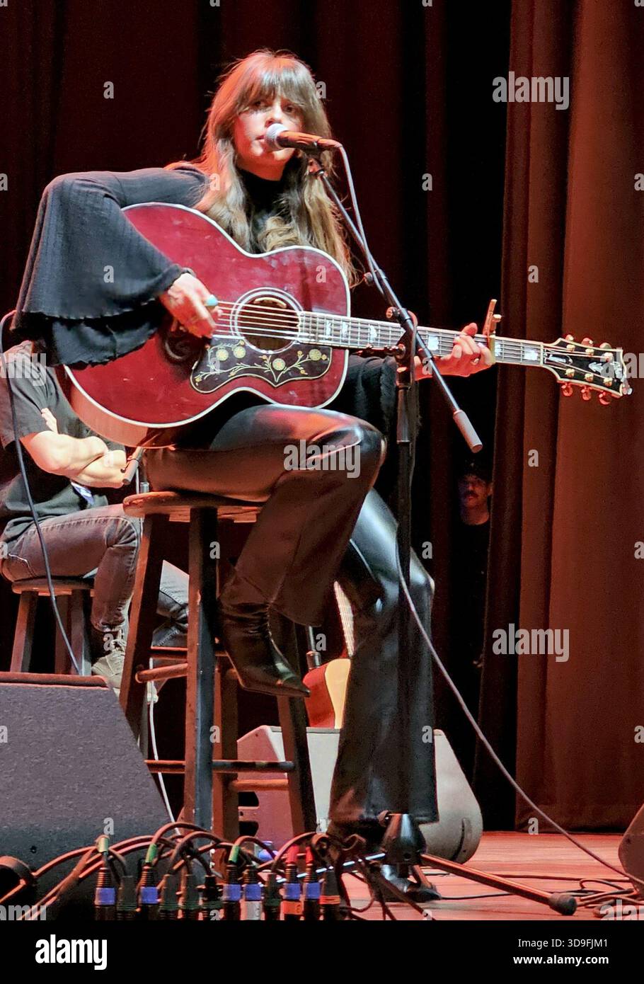 EllaL angley on stage for New Country 101-FIVE Close Up Concert, The ...