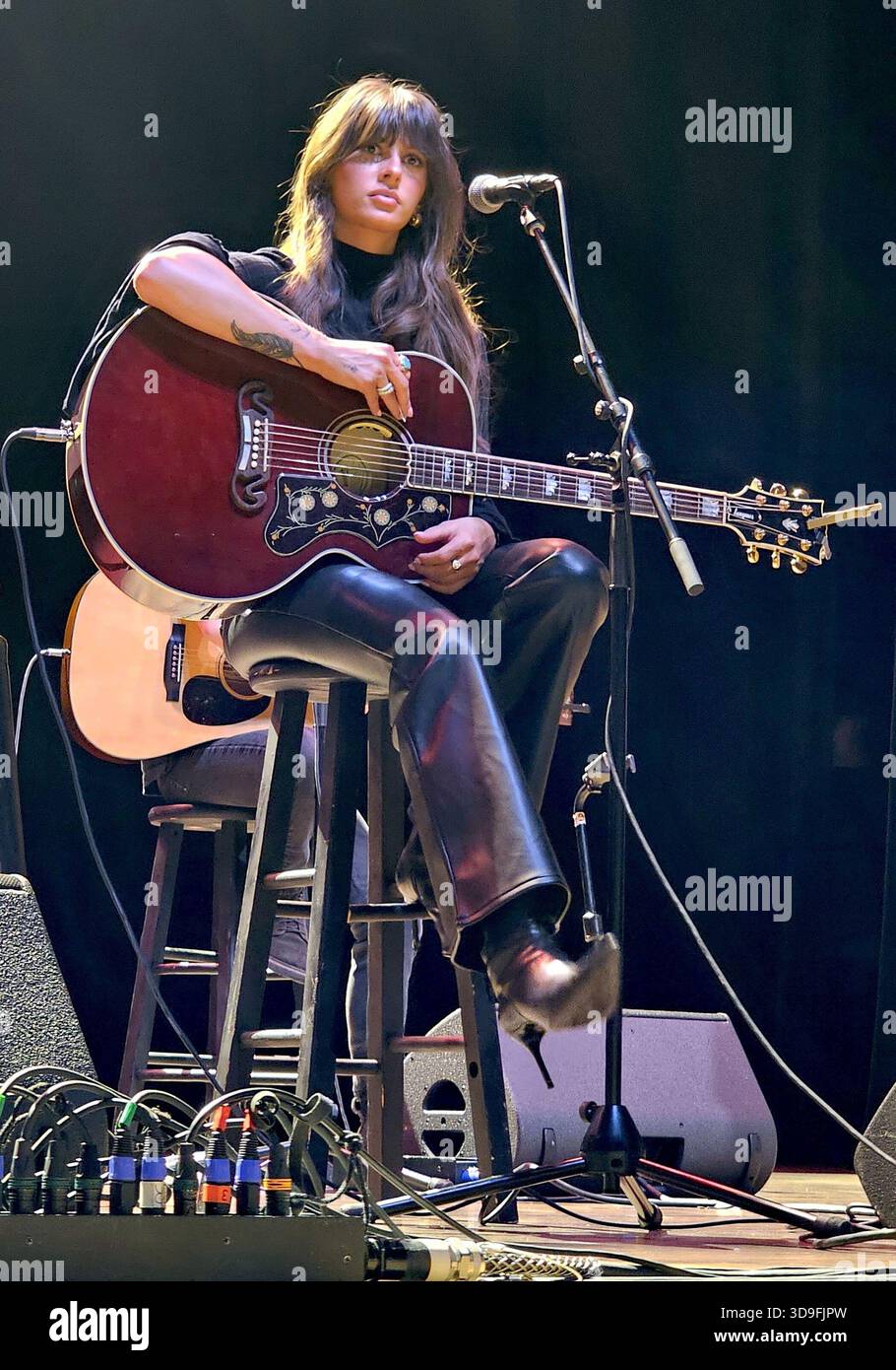 EllaL angley on stage for New Country 101-FIVE Close Up Concert, The ...