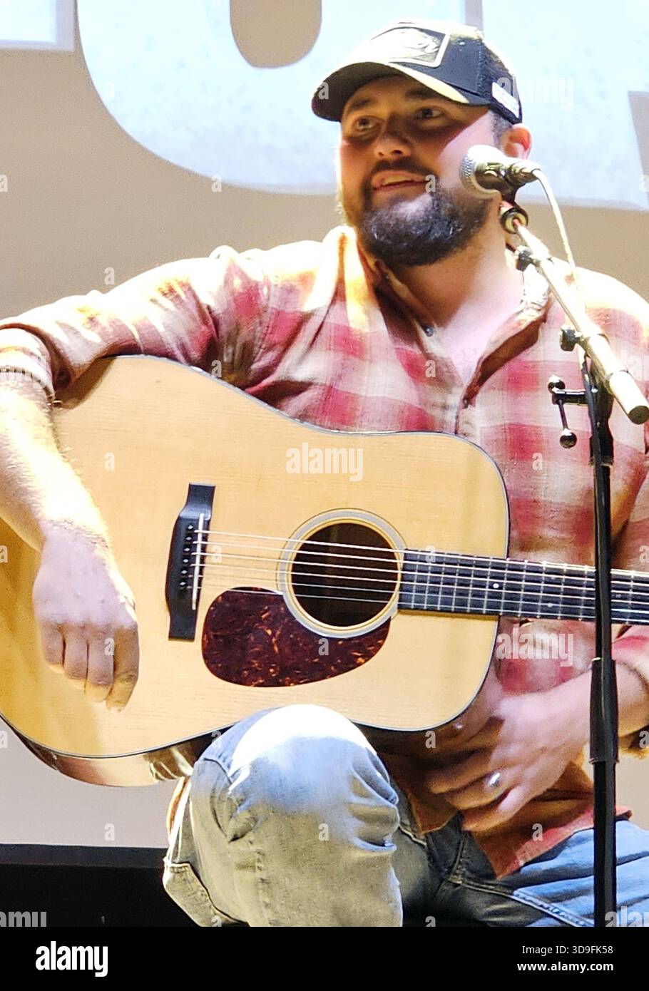 Joe Lasher on stage for New Country 101-FIVE Close Up Concert, The ...