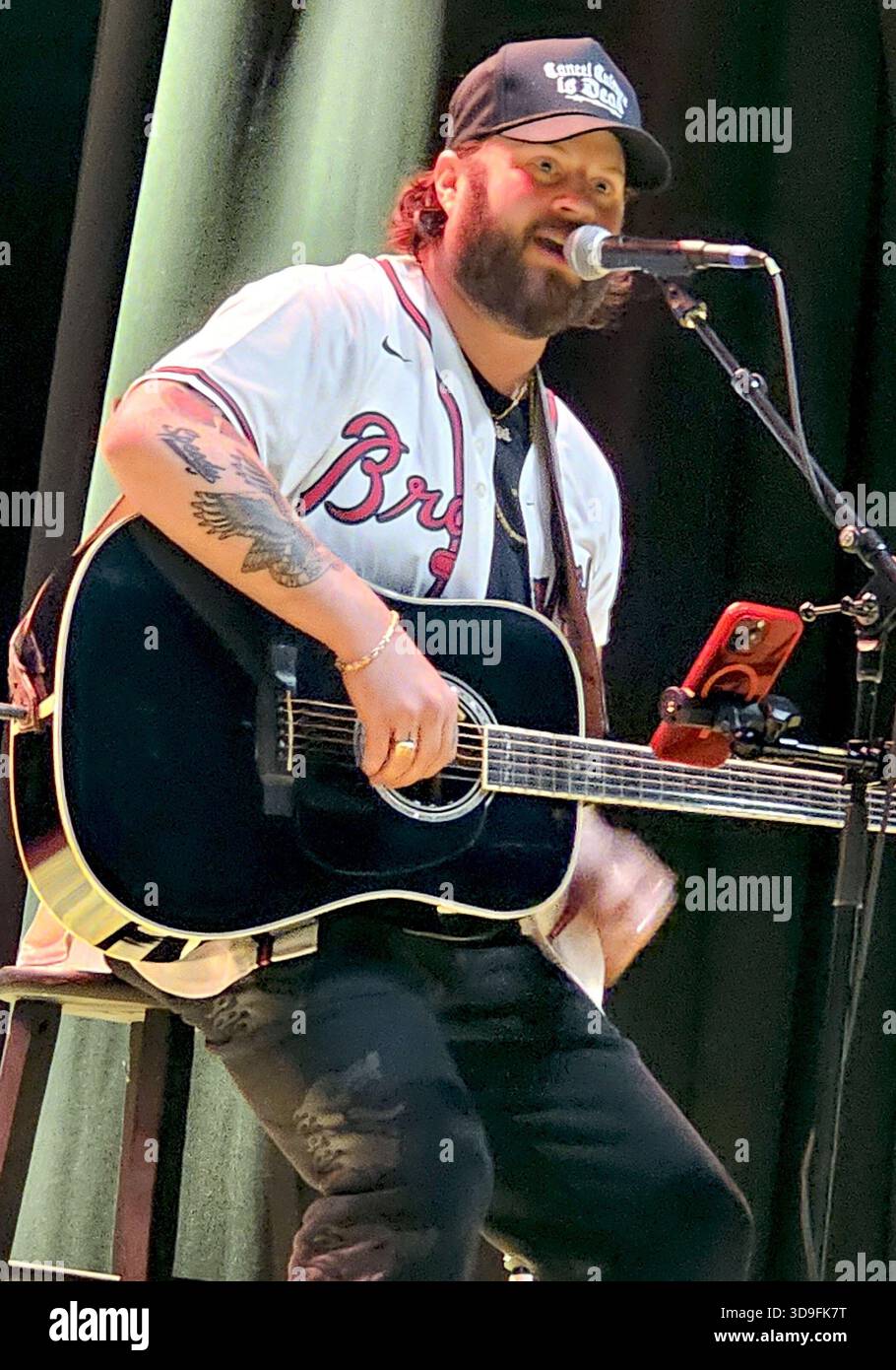 Nate Smith on stage for New Country 101-FIVE Close Up Concert, The ...