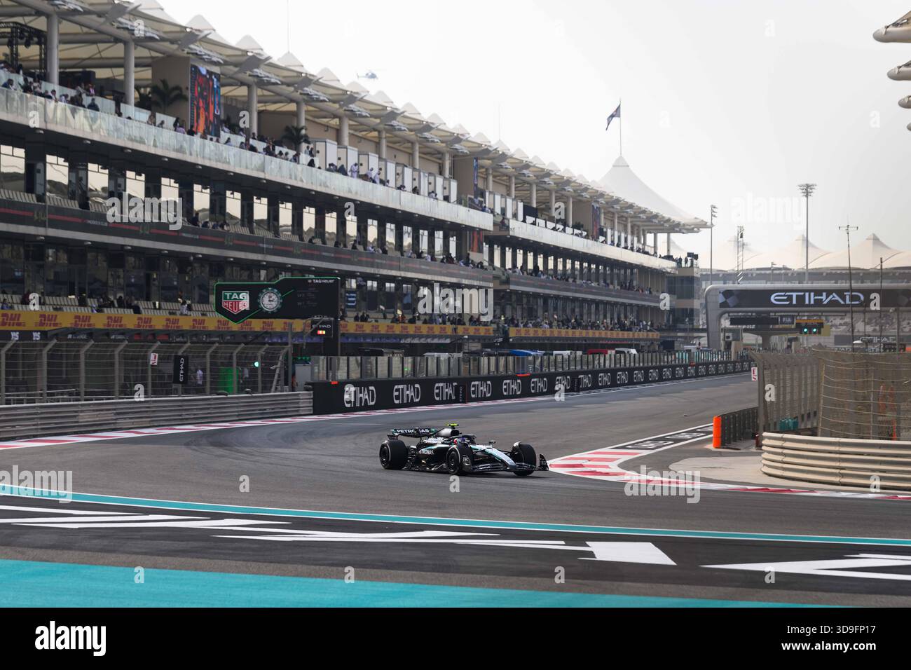 Yas Island, Abu Dhabi. 5th Dec 2025. Andrea Kimi Antonelli of Mercedes ...