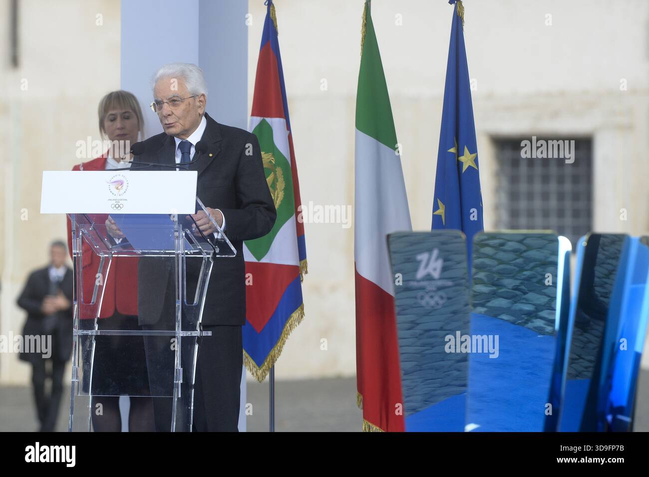 Rome: Inauguration ceremony of the Olympic Flame Relay in Piazza del ...