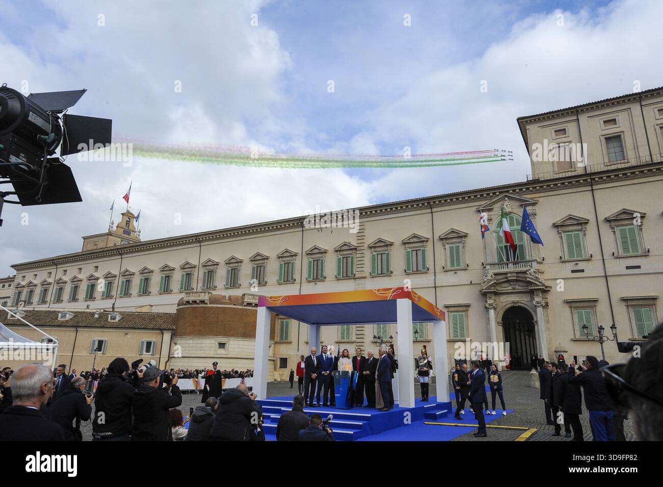 Rome: Inauguration ceremony of the Olympic Flame Relay in Piazza del ...