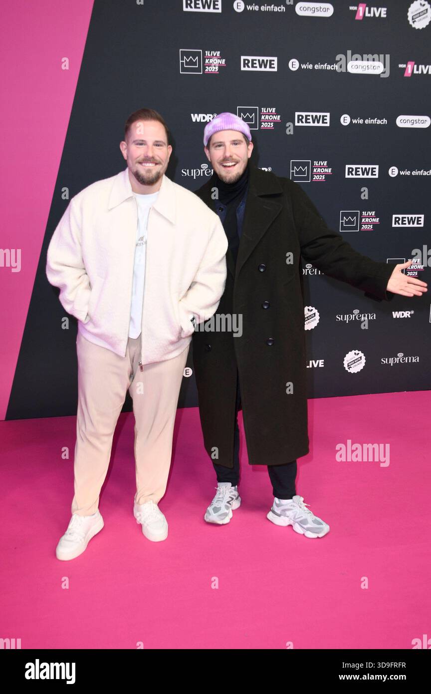Dennis Wolter und Benni Wolter bei der 26. Verleihung der 1Live Krone ...