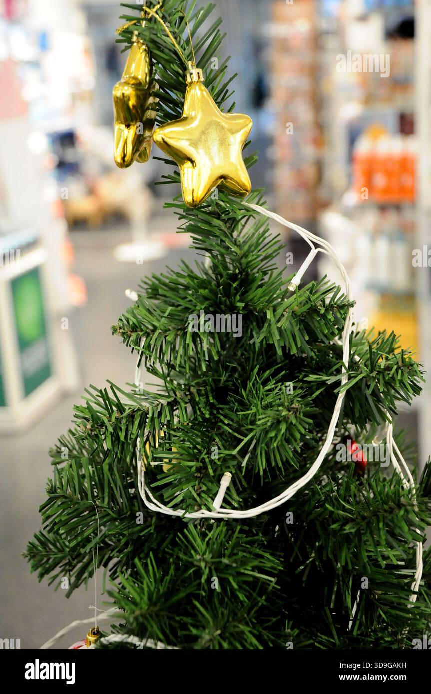 Copenhagen/Denmark/ 05 december 2003/christmas tree and tree decorated ...