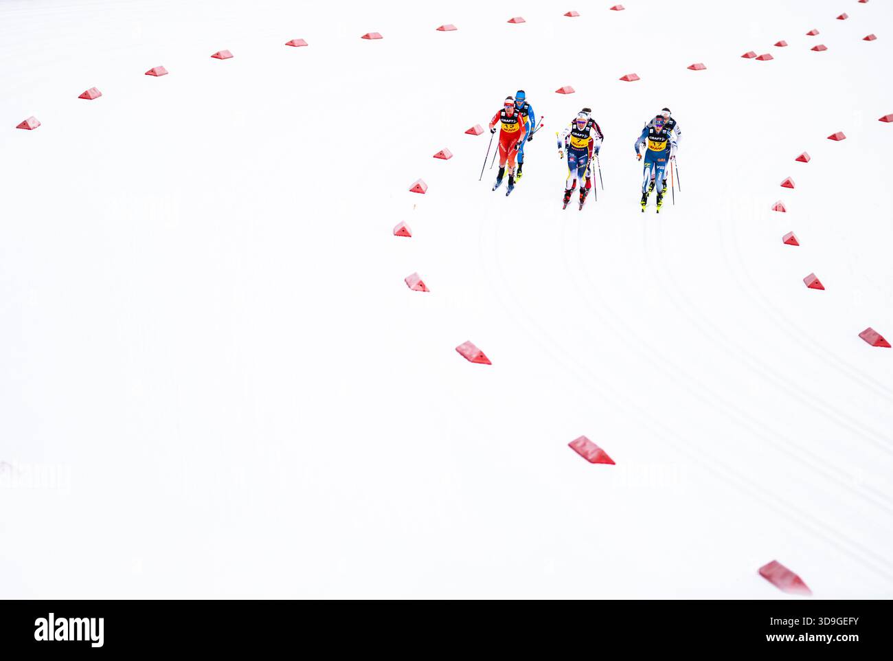 251205 Federica Cassol?of Italy, Nadine Fähndrich?of Switzerland ...