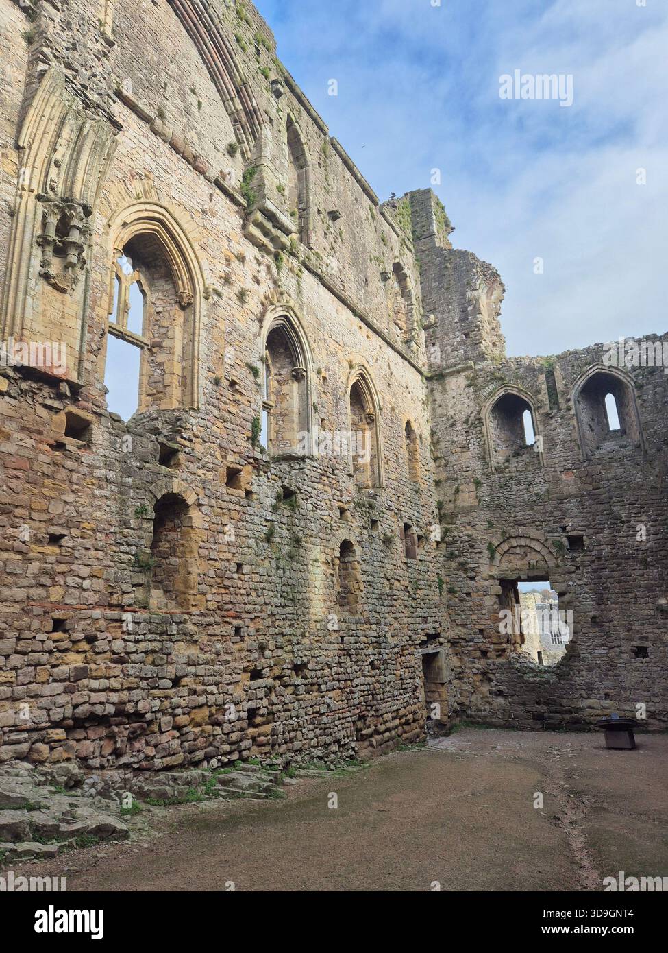 Britains oldest stone castle hi-res stock photography and images - Alamy