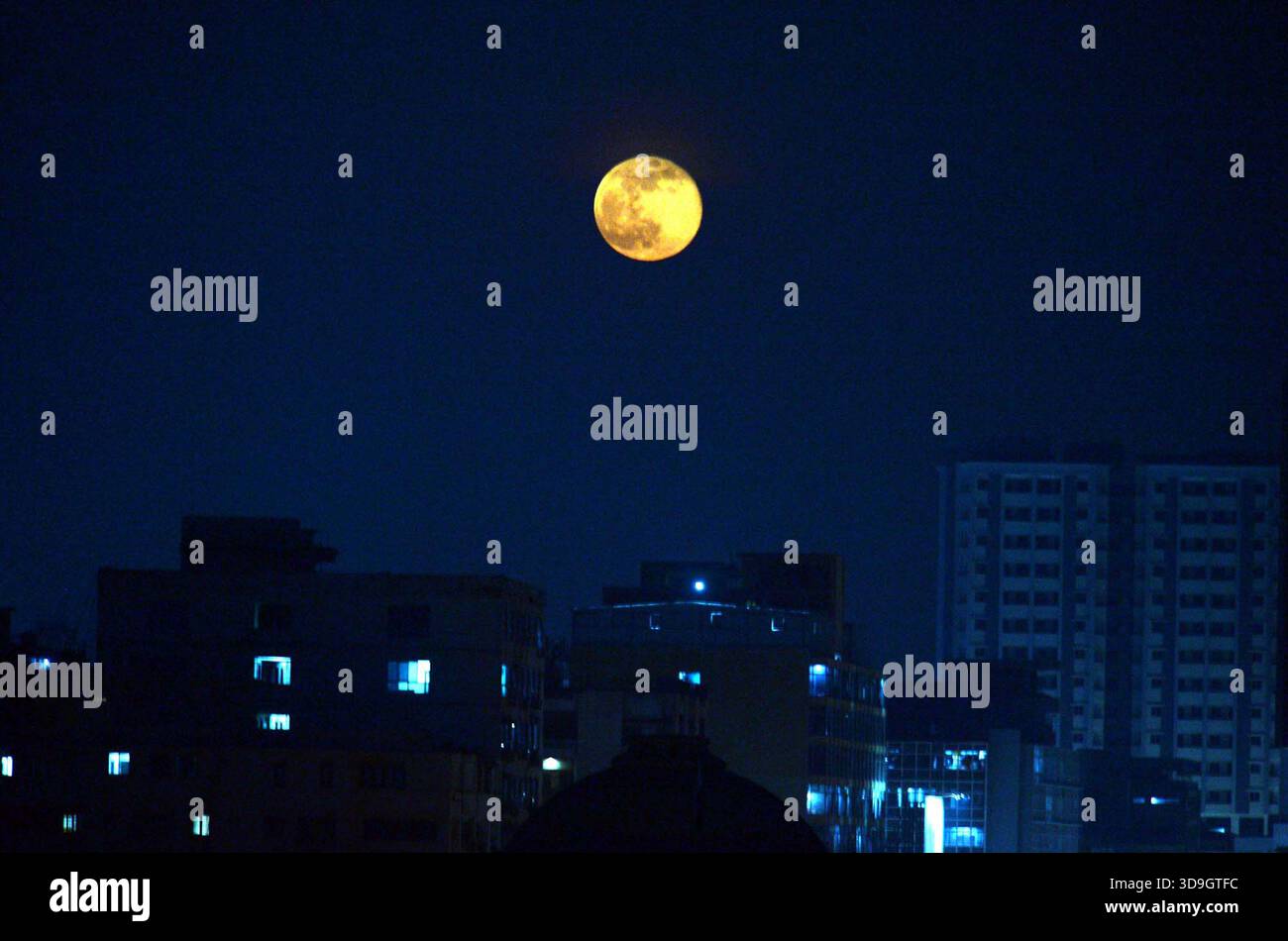 A beautiful eye-catching view of super moon of 2025, in Karachi on ...