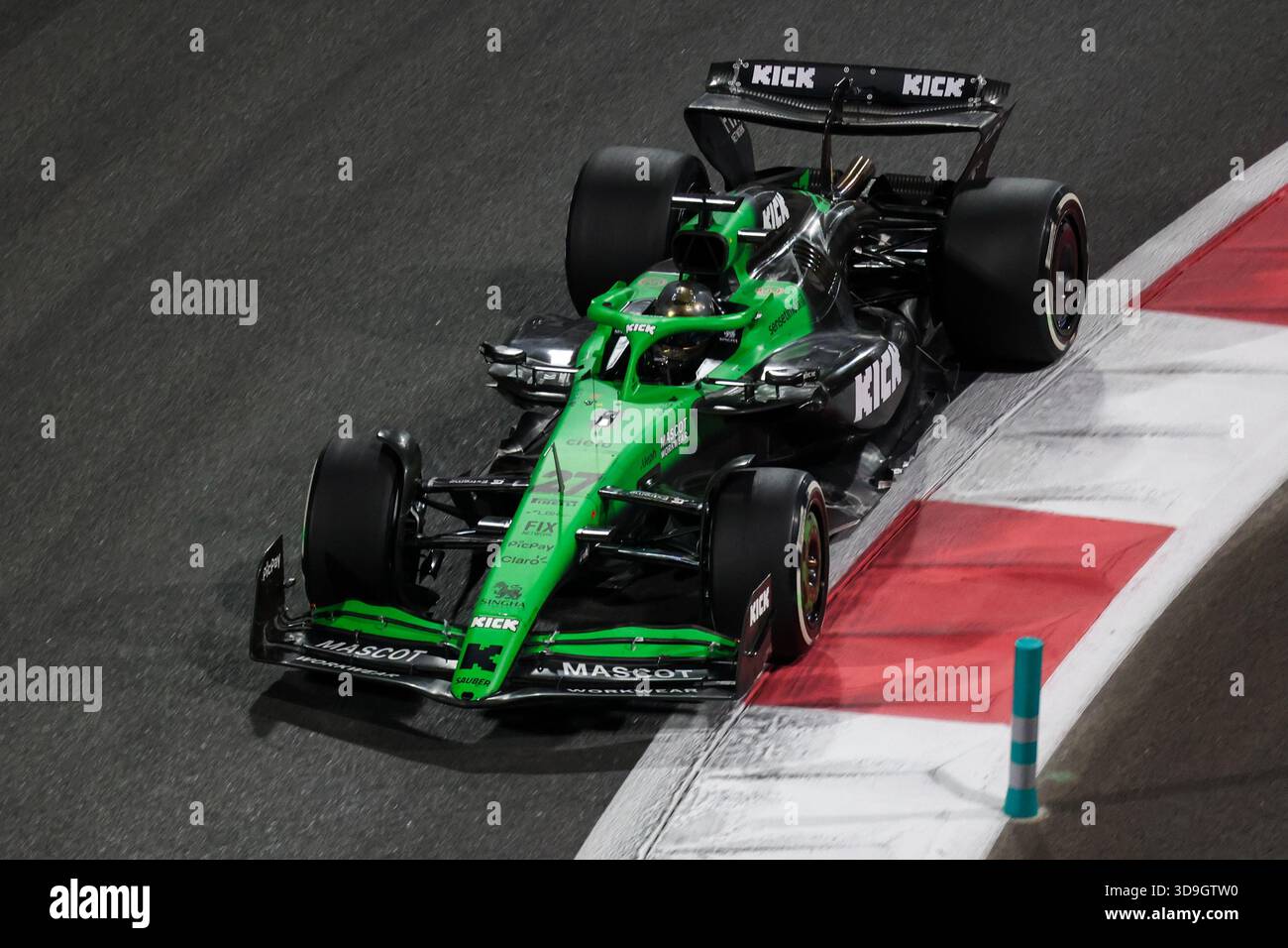Abu Dhabi, Unites Arab Emirates. 05/12/2025. Nico Hulkemberg of Germany ...