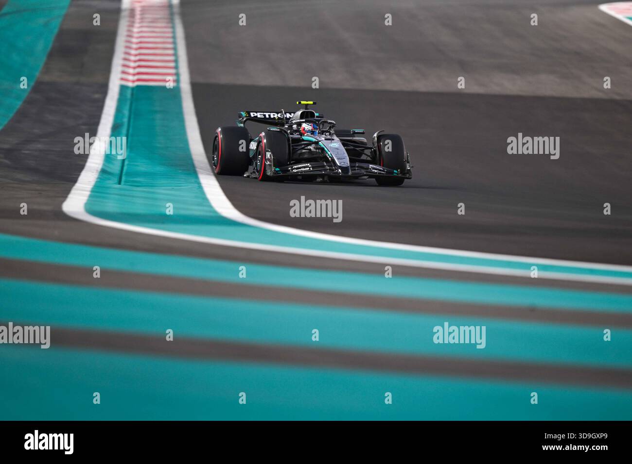 Yas Island, Abu Dhabi. 5th Dec 2025. Andrea Kimi Antonelli of Mercedes ...