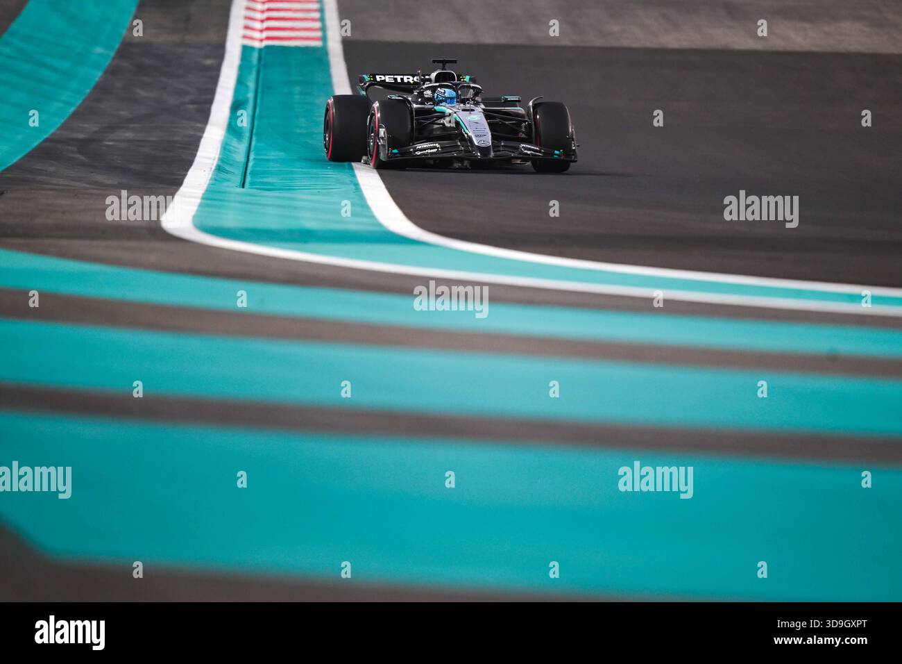 Yas Island, Abu Dhabi. 5th Dec 2025. George Russell of Mercedes-AMG ...
