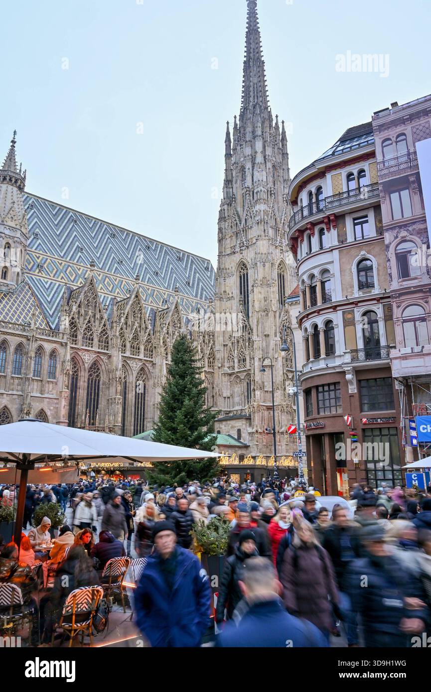 Wien, Stephansplatz 05.12.2025, WIEN, AUT, Stephansplatz im Bild ...