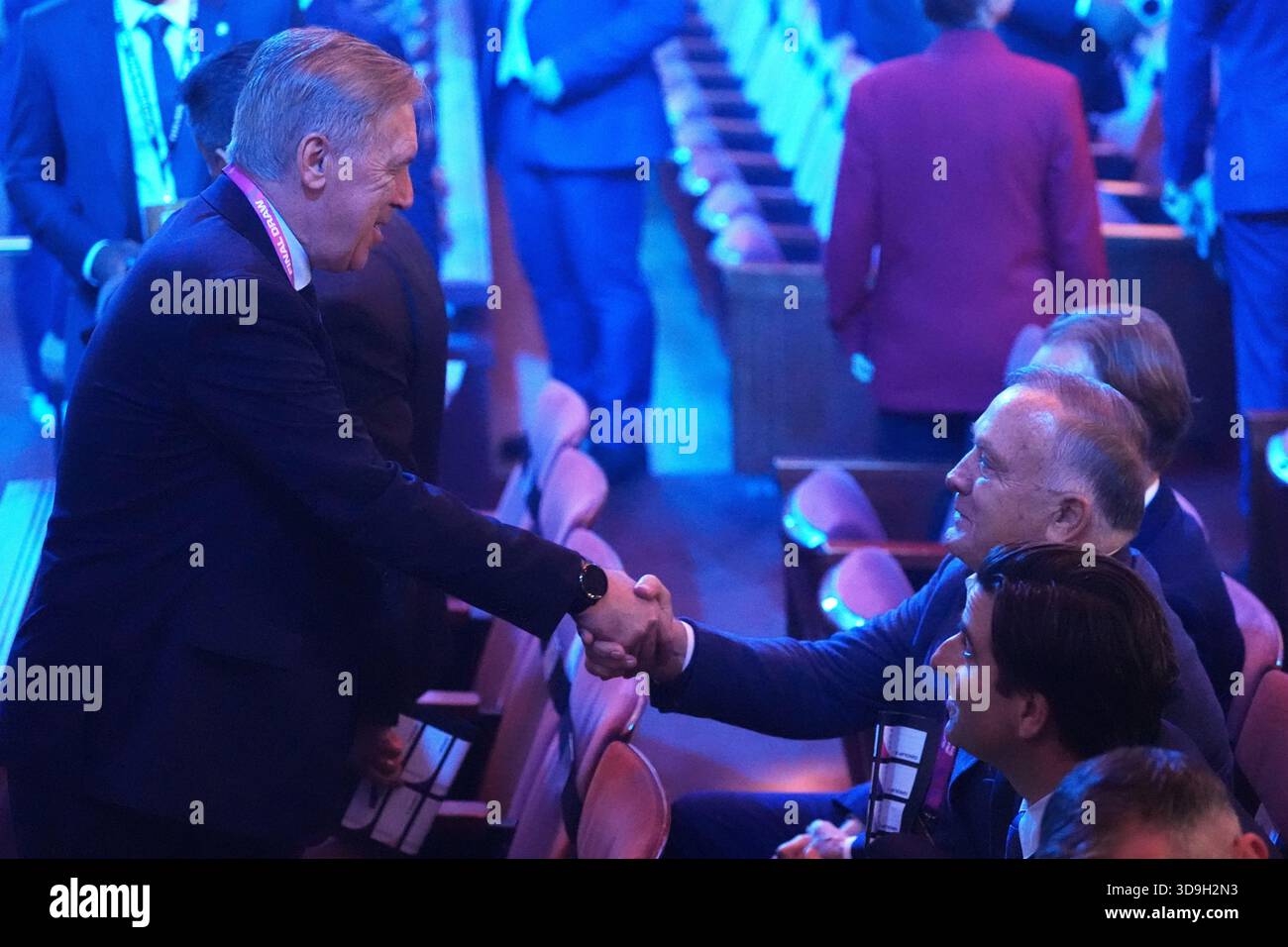 Brazil's coach Carlo Ancelotti, left, shakes hands with Curacao's coach ...