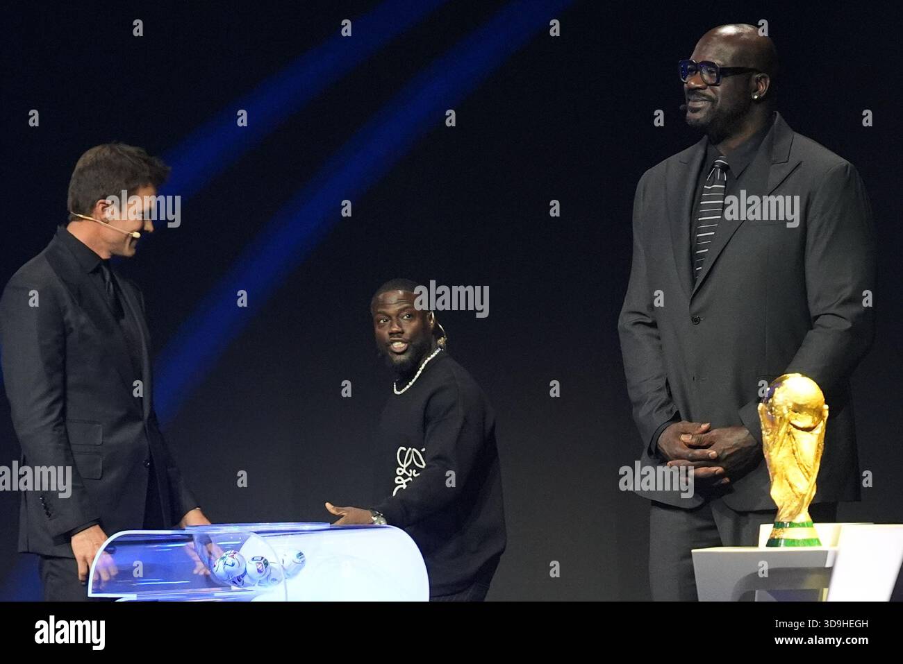 Former NBA player Shaquille O'Neal, actor Kevin Hart and former NFL ...