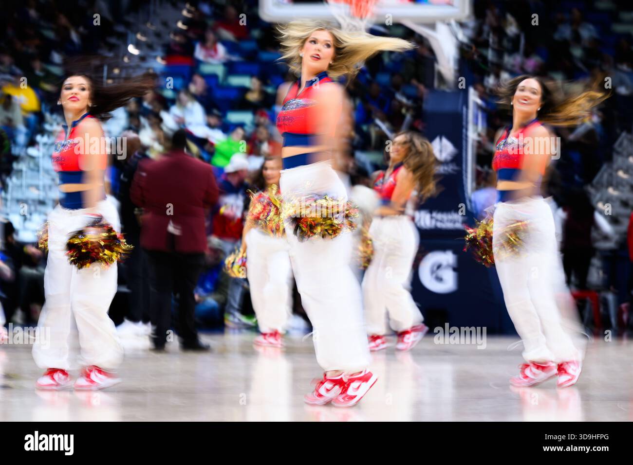 New Orleans Pelicans dance team, the PelSquad, in the second half of an ...