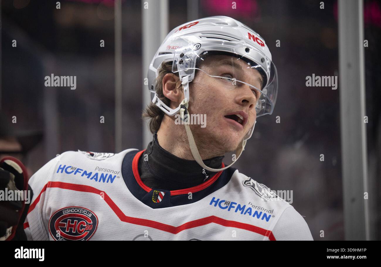Josef Eham (Nuremberg Ice Tigers, forward, #44); PENNY DEL; Cologne ...