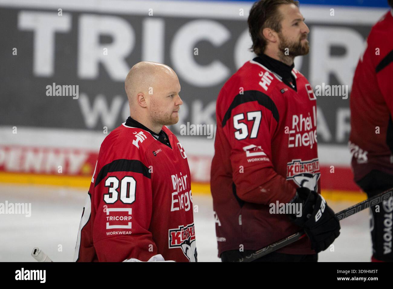 Janne Juvonen (Cologne Sharks, goalkeeper, #30); PENNY DEL 1; Cologne ...