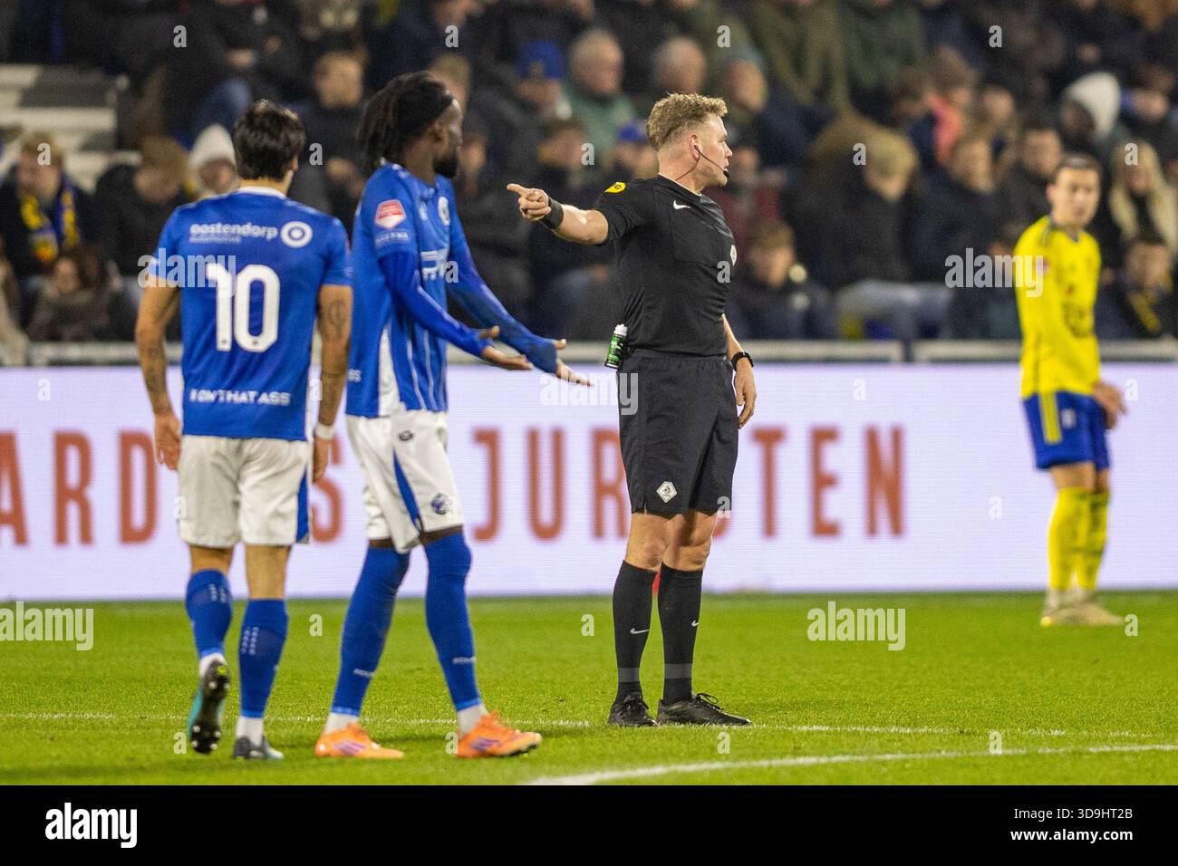 LEEUWARDEN , 05-12-2025 , Kooi Stadium , season 2025 / 2026 , Dutch ...