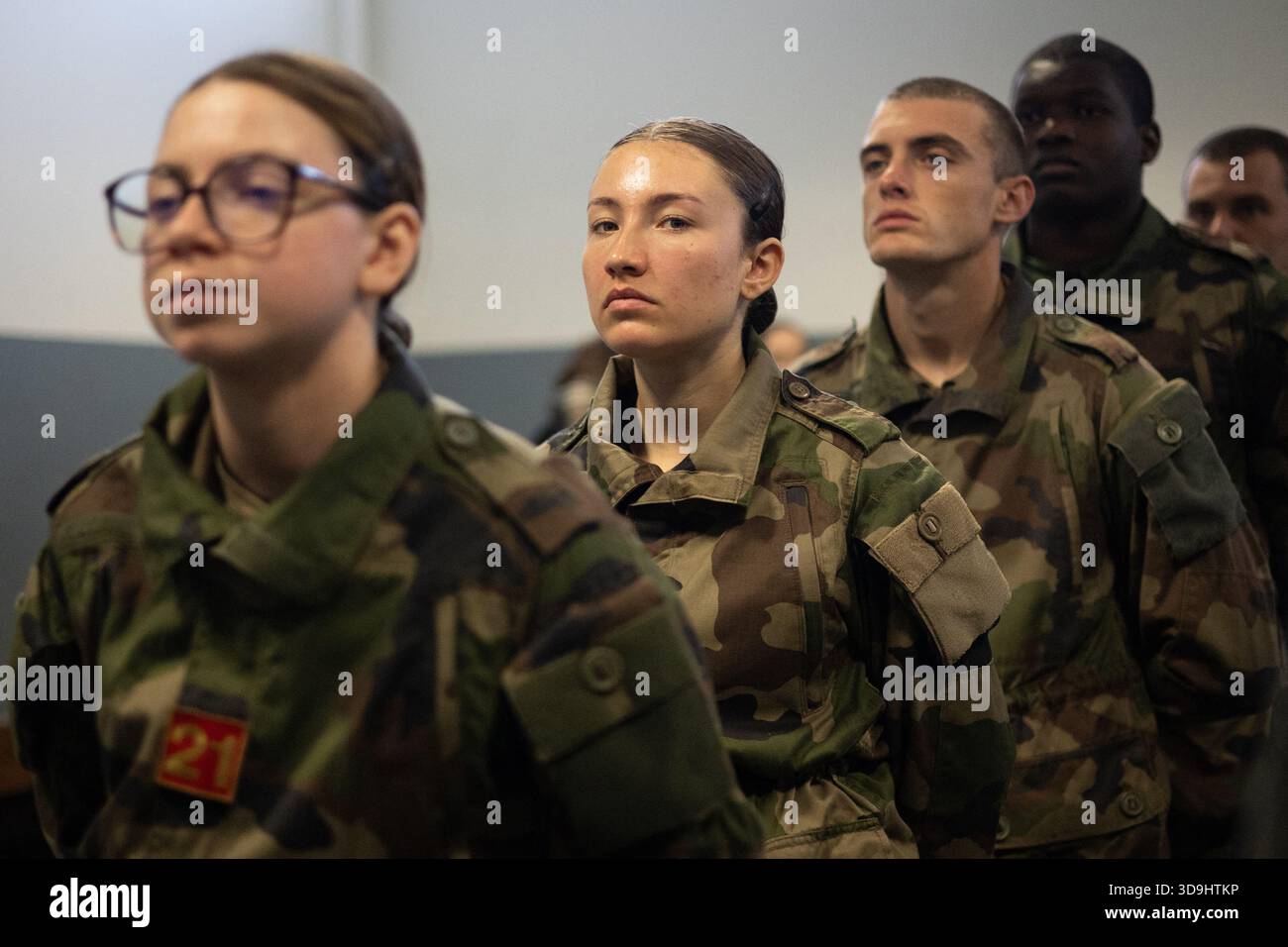 Aviators (Aviateurs, Air Force Students). Immersion day on the ...