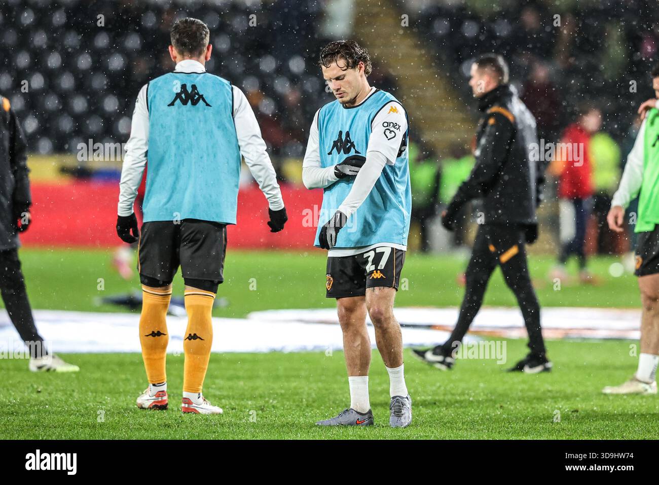 Regan Slater of Hull City during the Sky Bet Championship match Hull ...