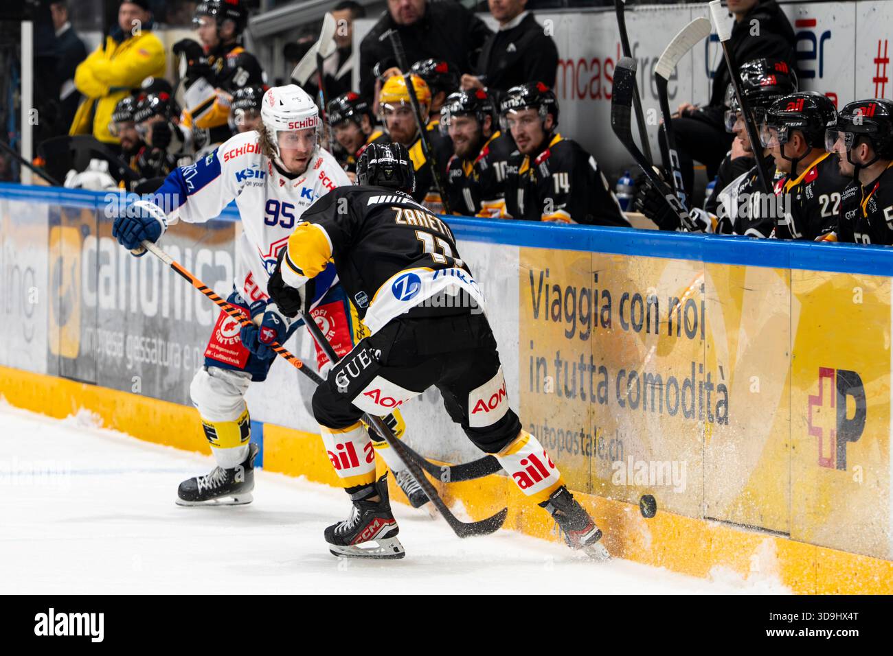05/12/2025, Porza, Cornèr Arena, NL: HC Lugano - EHC Kloten, Nicholas ...
