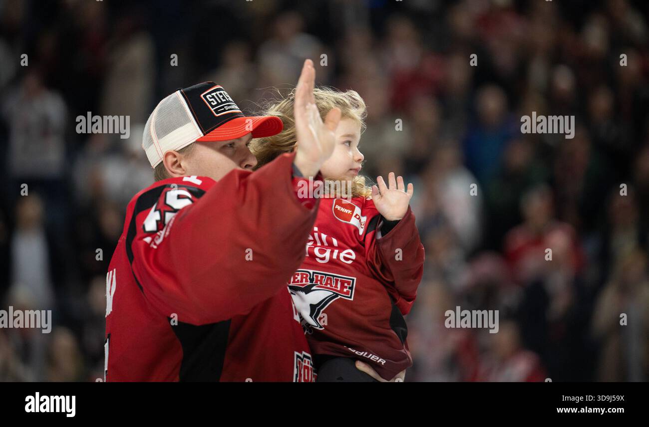 Tobias Ancicka (Cologne Sharks, goalkeeper, #45); PENNY DEL; Cologne ...