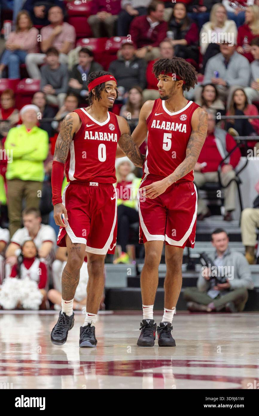 Alabama guard Labaron Philon Jr. (0) and Alabama forward Amari Allen (5 ...