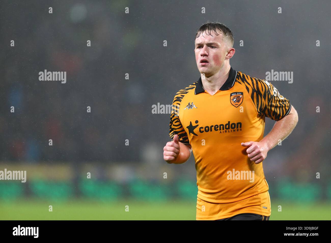 Joe Gelhardt of Hull City in action during the Sky Bet Championship ...