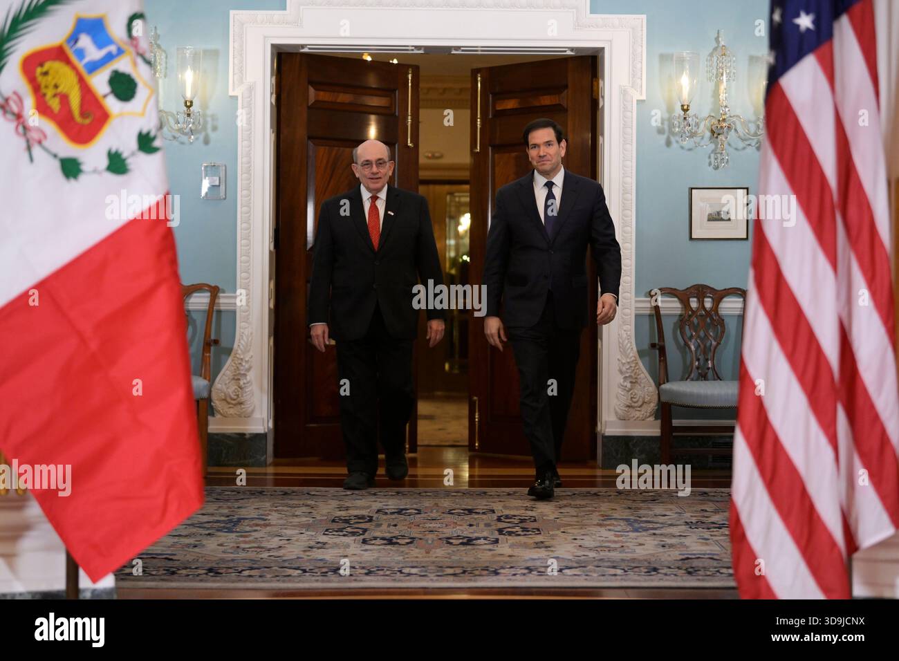 US Secretary of State Marco Rubio and Peruvian Foreign Affairs Minister ...
