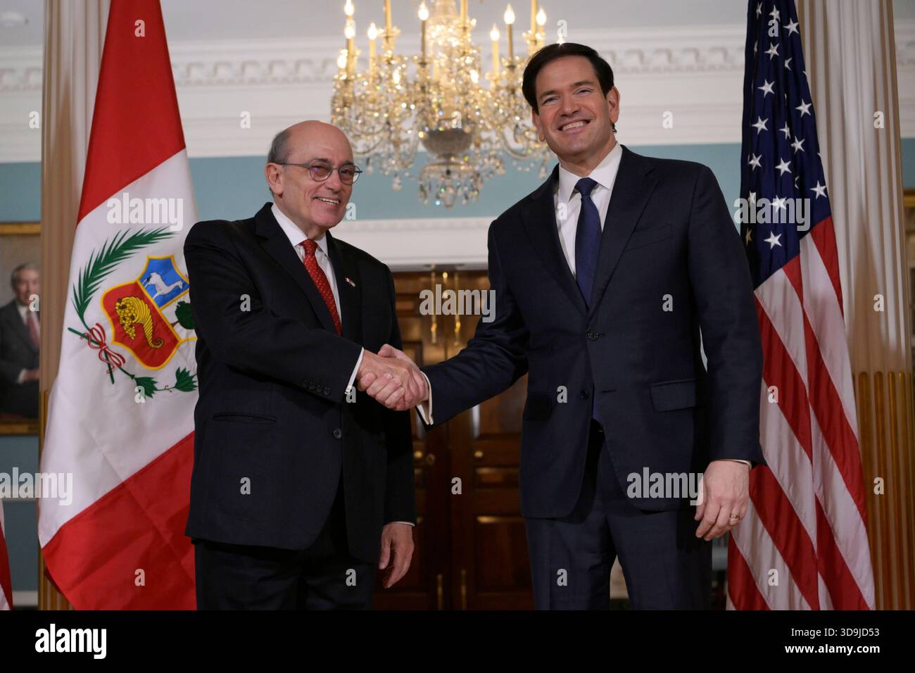US Secretary of State Marco Rubio and Peruvian Foreign Affairs Minister ...