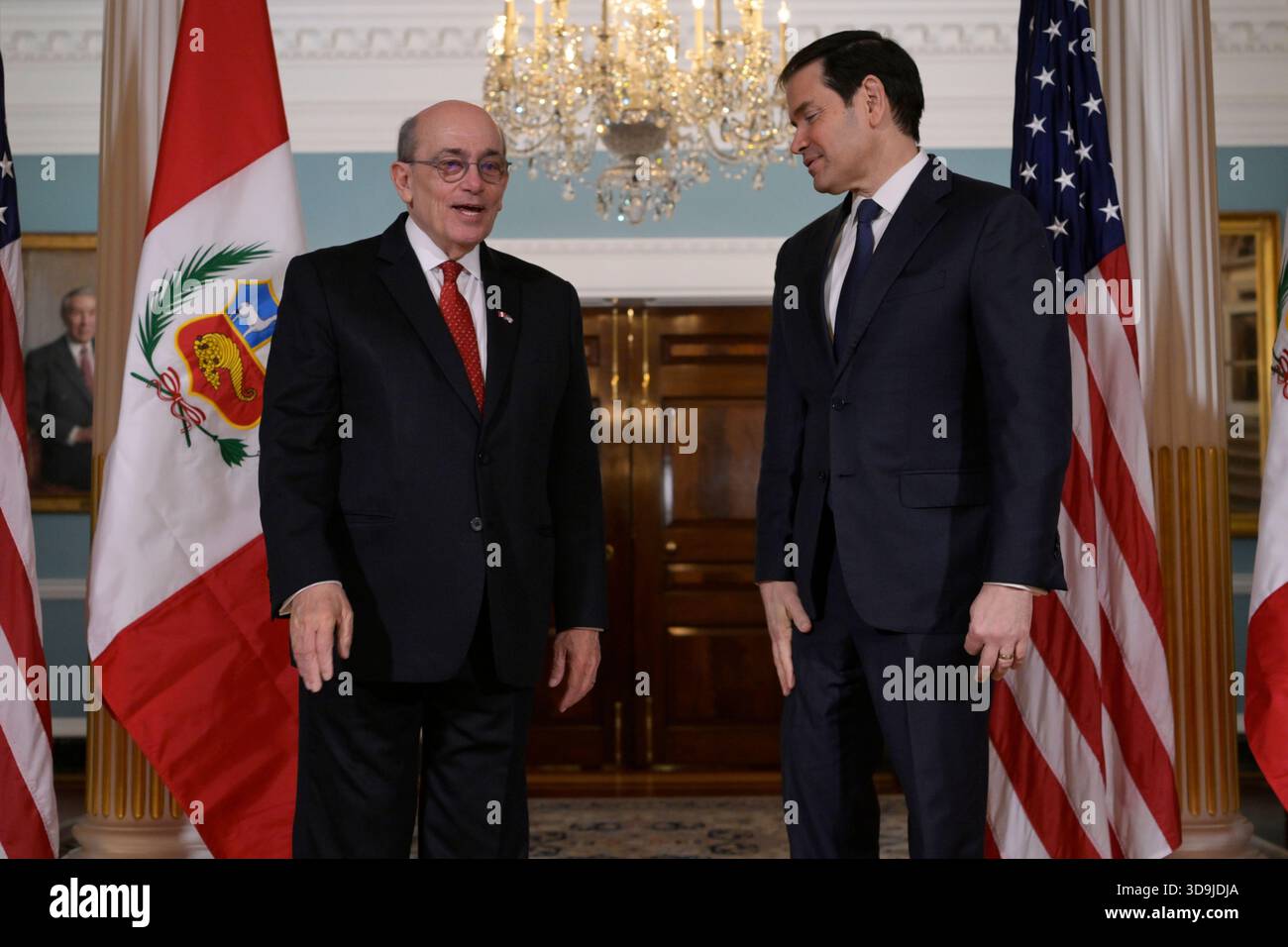 US Secretary of State Marco Rubio and Peruvian Foreign Affairs Minister ...