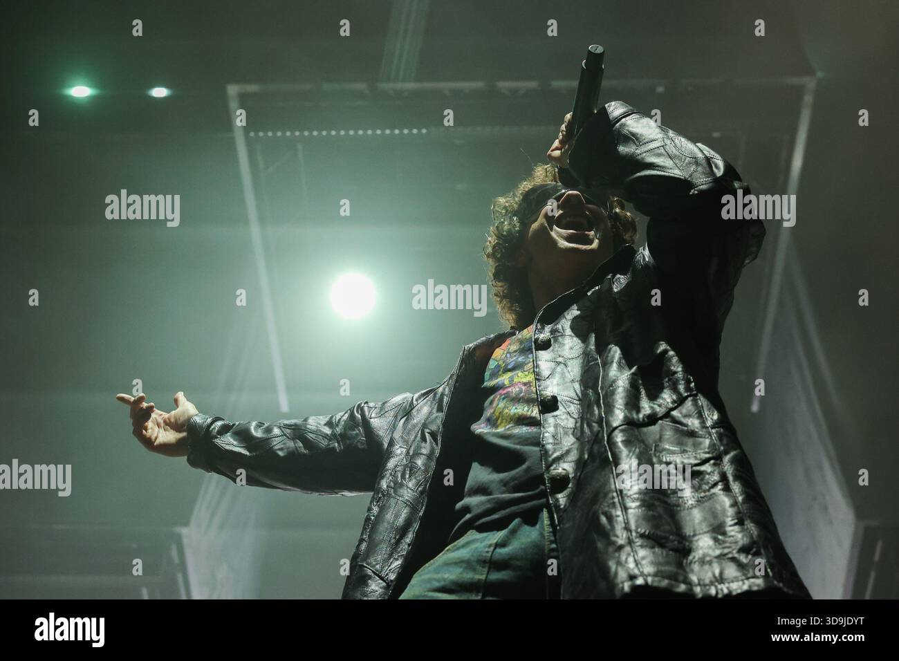London, UK. December 5, 2025. Rob Damiani of the British rock band Don ...