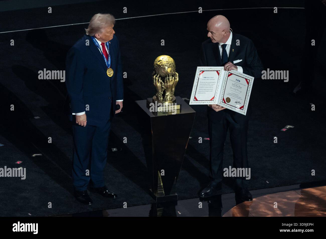FIFA President Gianni Infantino presents Peace Prize to President ...