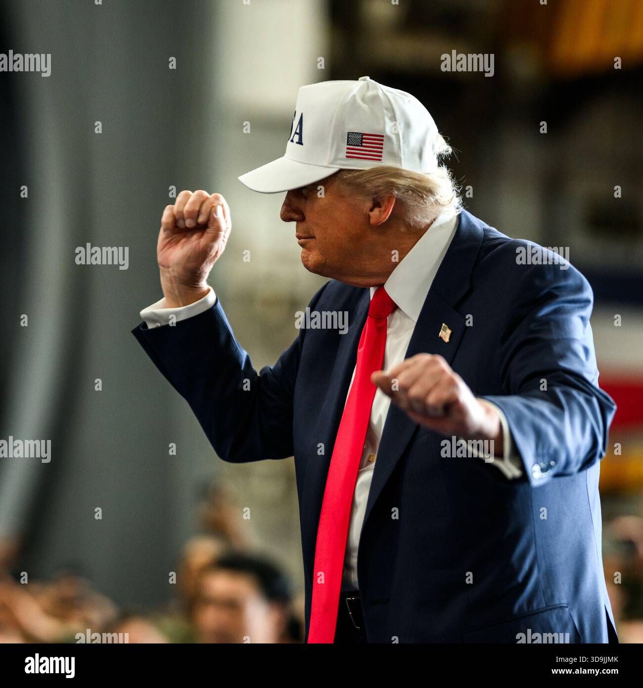 Uss george washington 2025 hi-res stock photography and images - Alamy