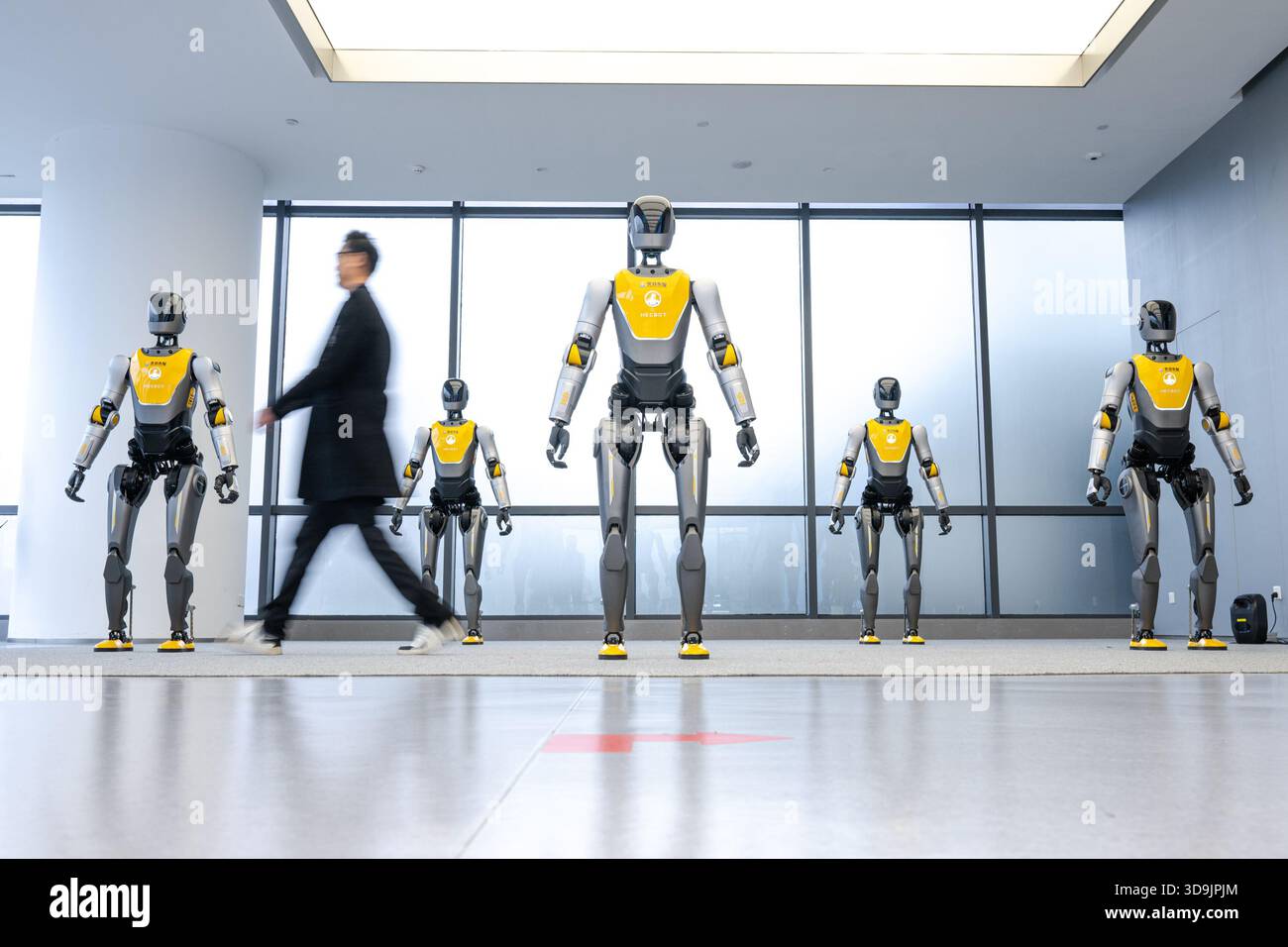 Humanoid robot industry hi-res stock photography and images - Alamy