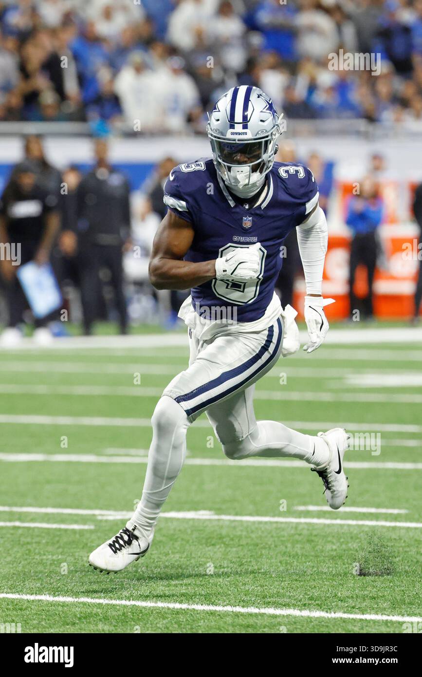 Dallas Cowboys wide receiver George Pickens (3) runs a route against ...