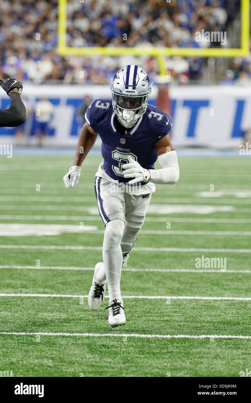 Dallas Cowboys wide receiver George Pickens (3) runs a route against ...