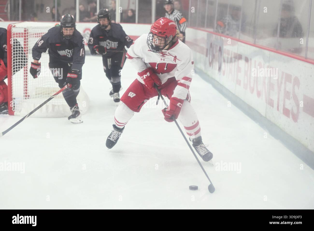 December 5, 2025: Ohio State Buckeyes defenseman Sara Swiderski (4 ...