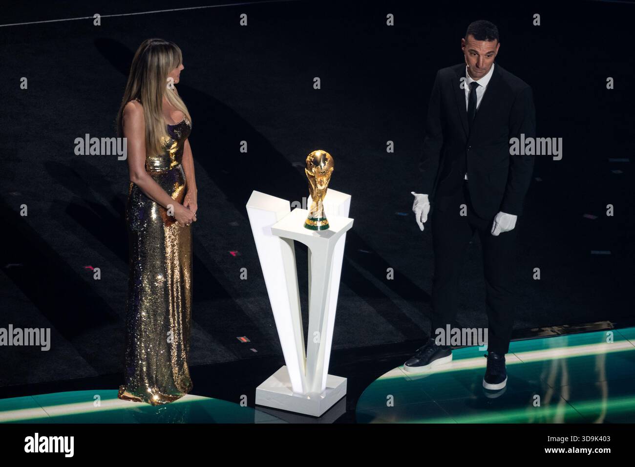 Heidi Klum and Lionel Scaloni speak on stage during the 2026 FIFA World ...