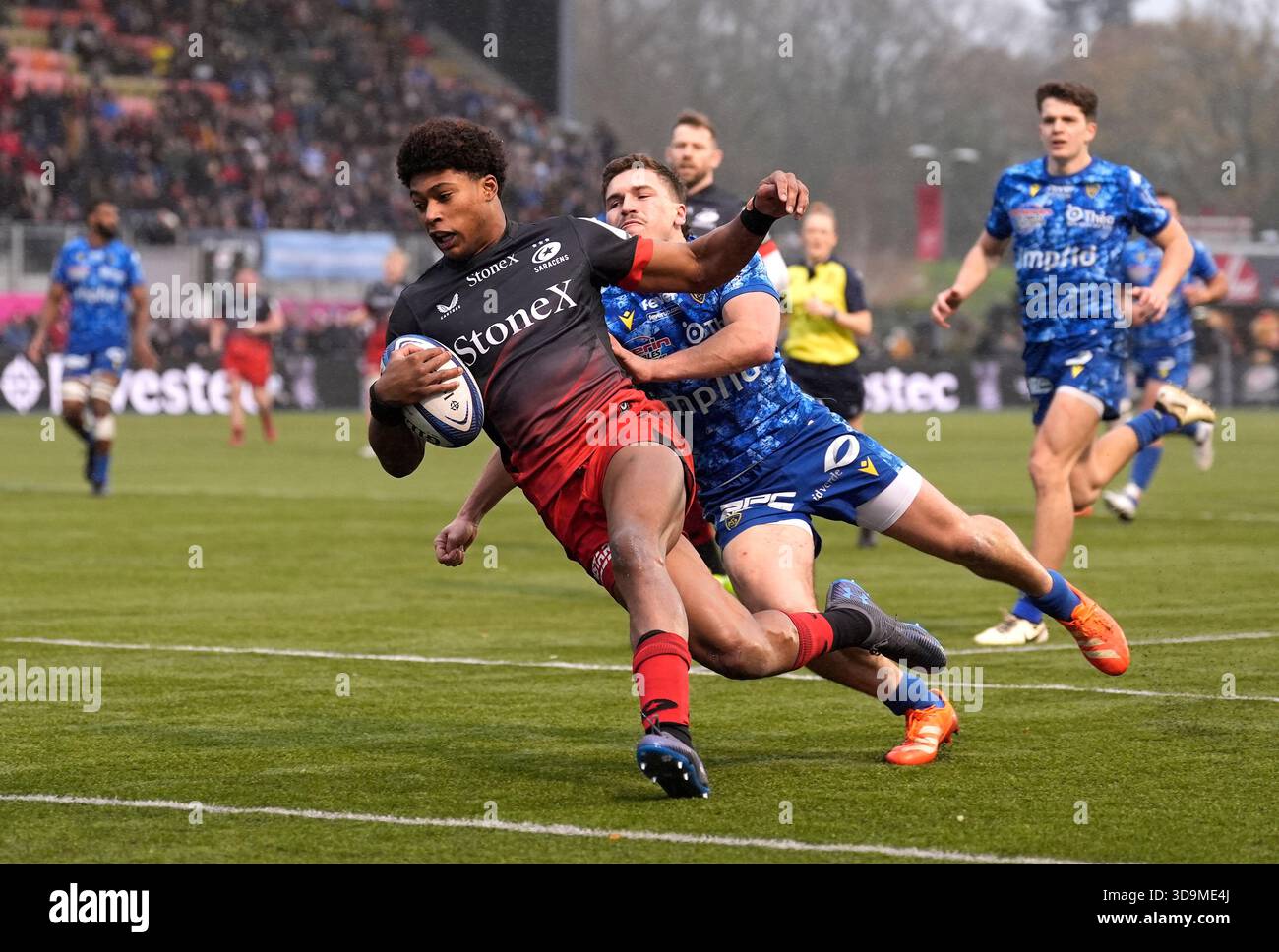 Saracens' Noah Caluori scores his side's fifth try of the game during ...
