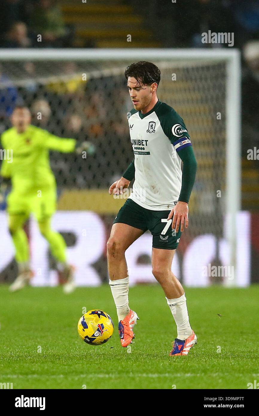 MKM Stadium, Hull, England - 5th December 2025 Hayden Hackney (7) of ...