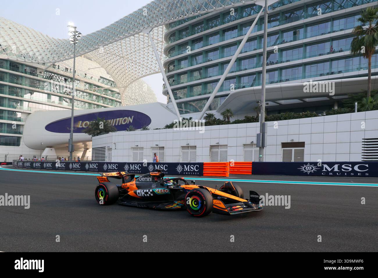 Soft tyre runs hi-res stock photography and images - Alamy