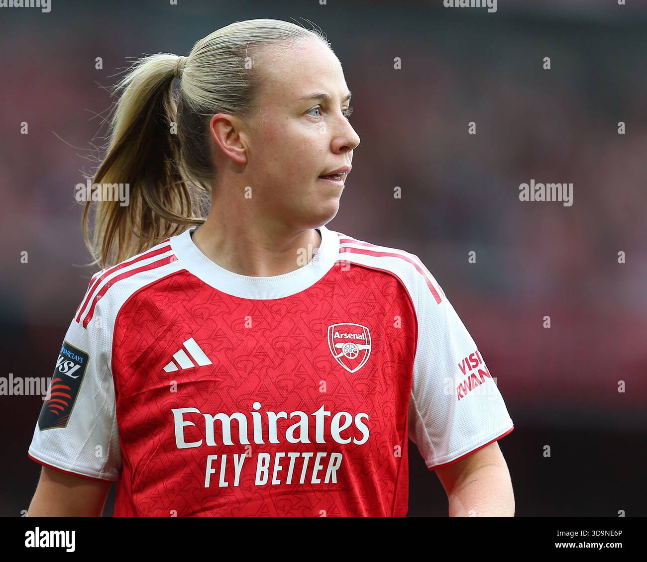 London, England, December 06 2025: Beth Mead (9 Arsenal) during the ...